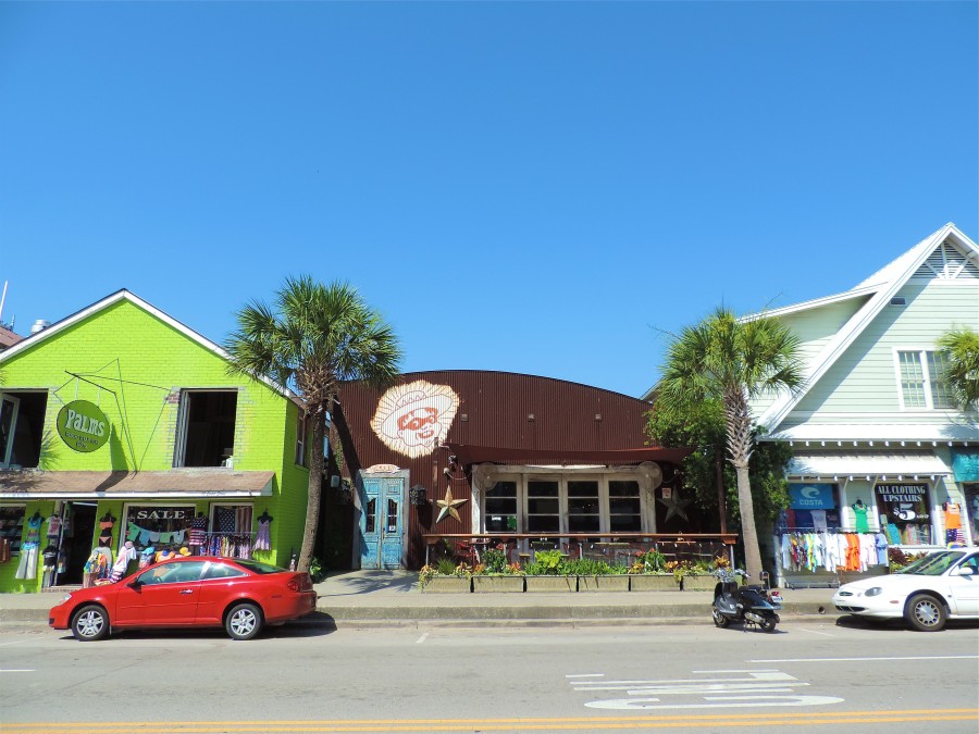 10 Things to Do in Folly Beach - amanda party + home