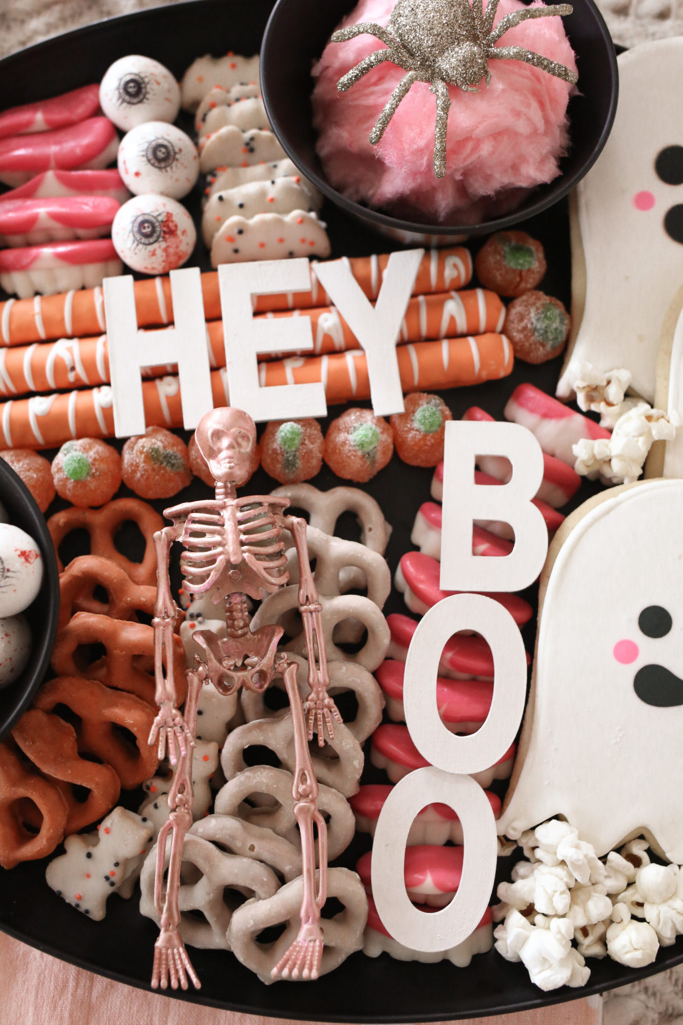 How to Make a Halloween Snack Board - amanda party + home