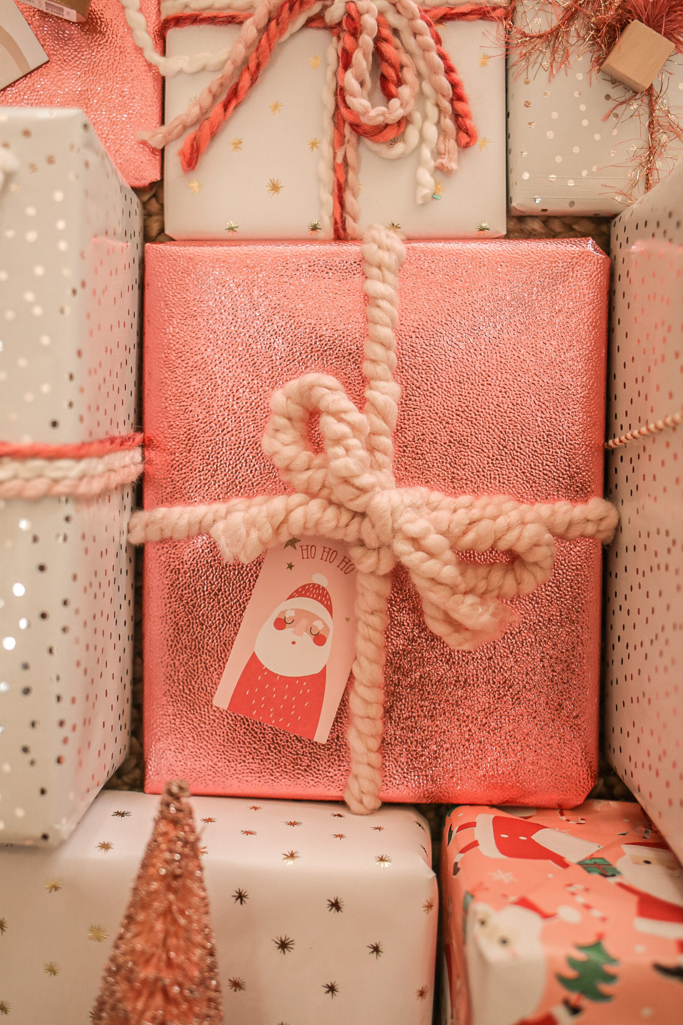 10 Tips for Cute + Fun Gift Wrapping - amanda party + home