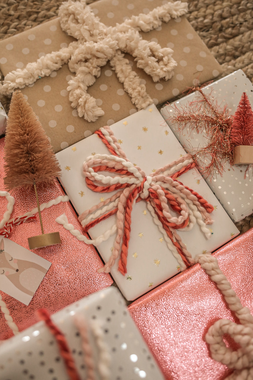 10 Tips for Cute + Fun Gift Wrapping - amanda party + home