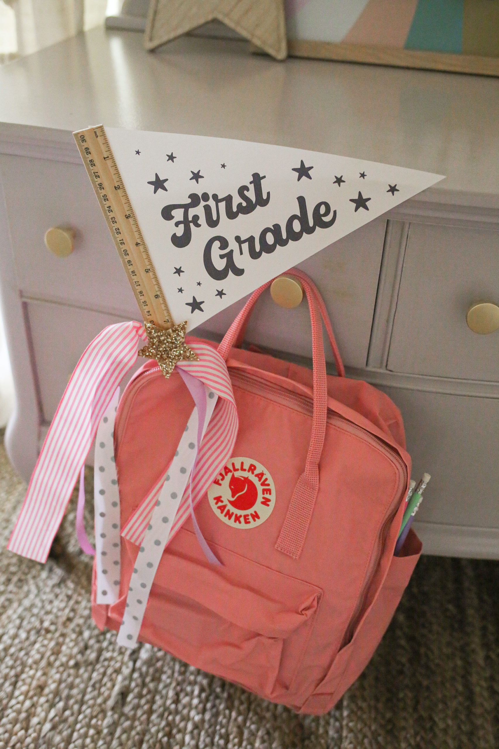 How to Make First Day of School Flags - amanda party + home