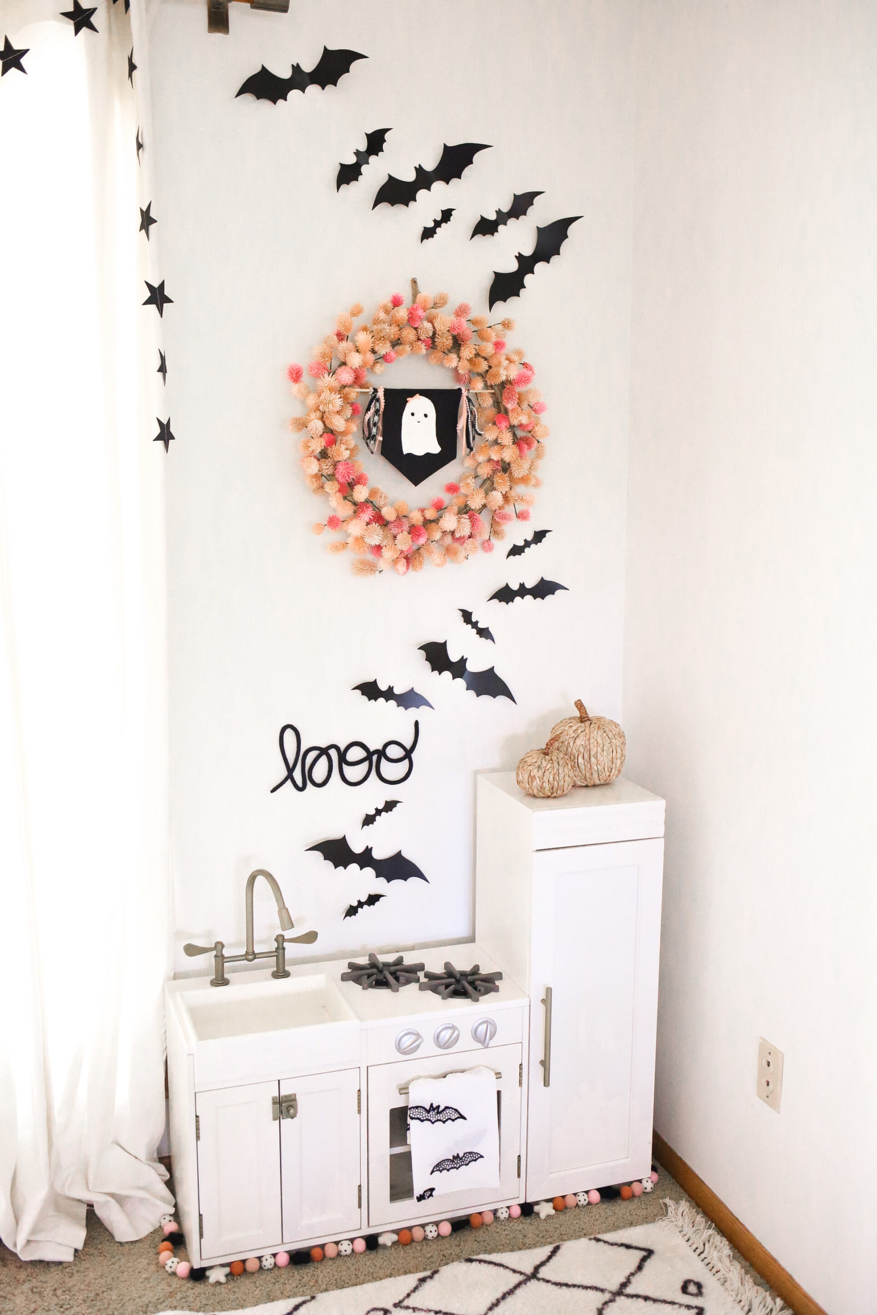 spooky halloween playroom - amanda party + home