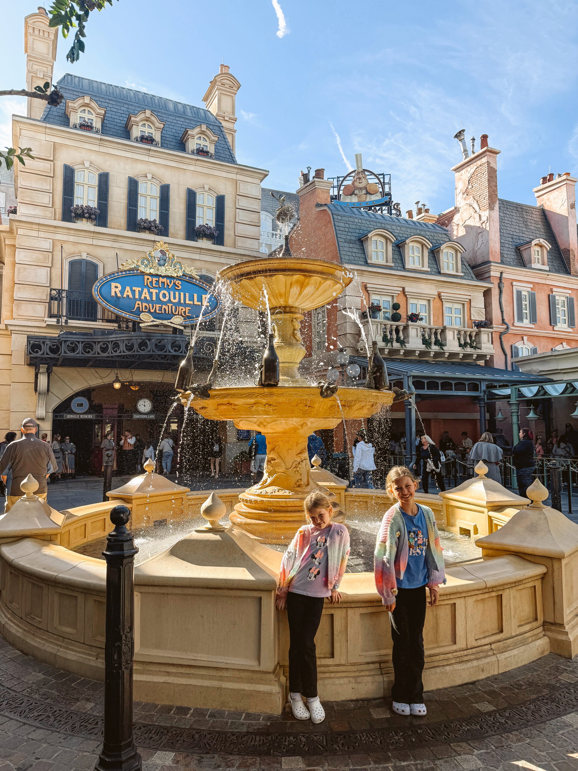 EPCOT with Kids - amanda party + home